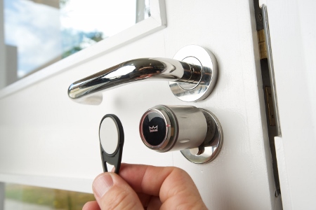 DORMA launches revolving doors in BIM