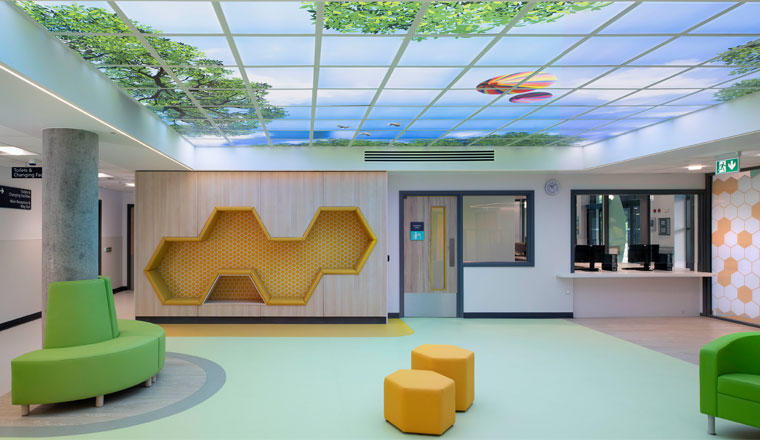 Hospitals Transformation Programme: Trust signs contract with ...